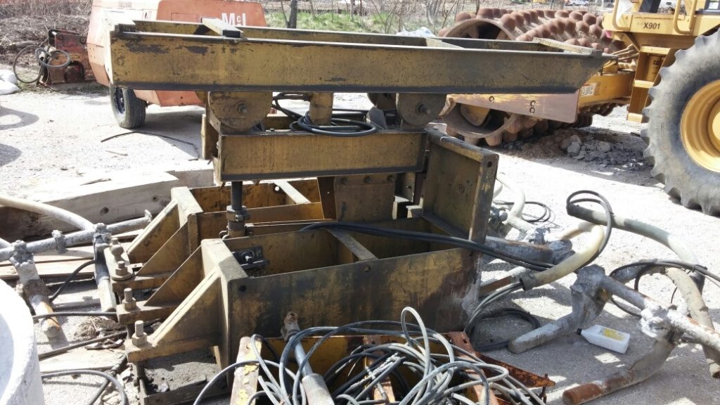 1984 Gomaco 2500B - Construction Yard - An Online Marketplace for ...