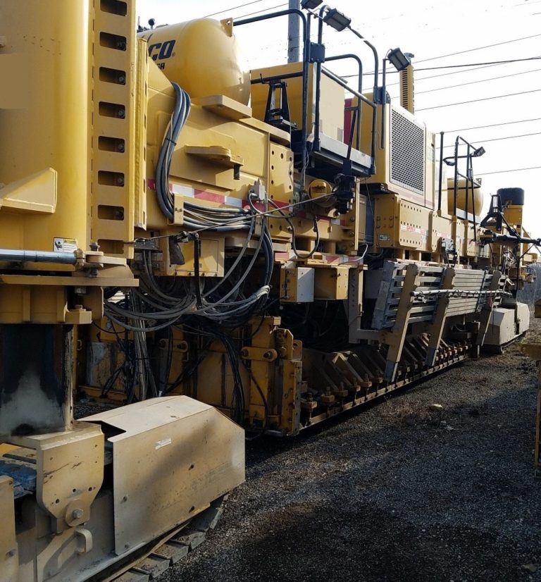 2015 Gomaco GHP2800 Slipform Paver - Construction Yard - An Online ...